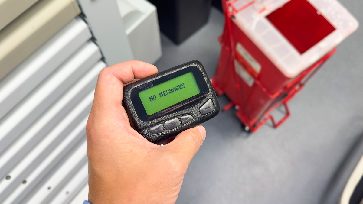 15 Things From The 90s That Are Big No-Nos Today - Retiree Today